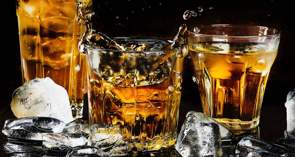 Catando el Brandy, bebida de amantes | Saborearte