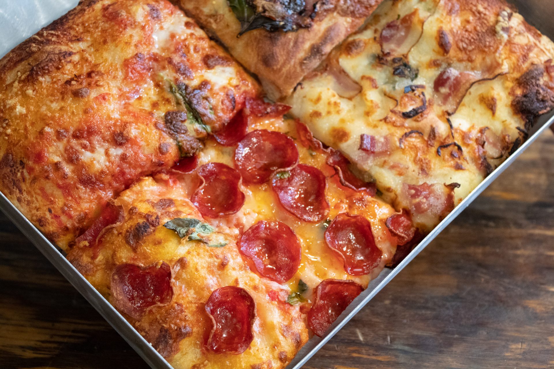 Coma Pizza, ¡una pizza desde Detroit hasta tu mesa! | Saborearte